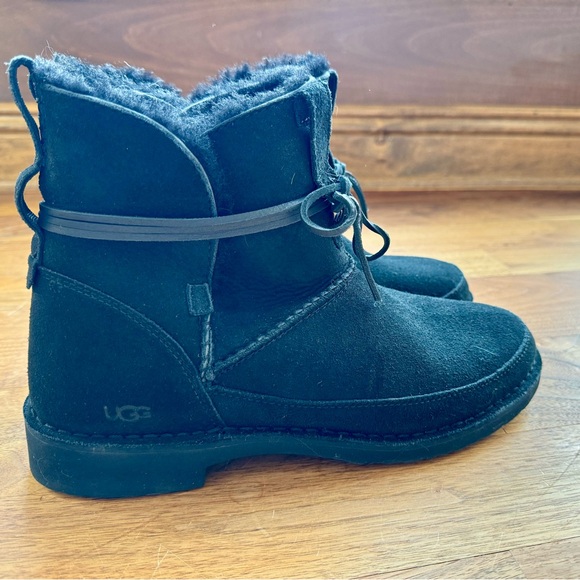 UGG | Shoes | Ugg Esther Boot | Poshmark